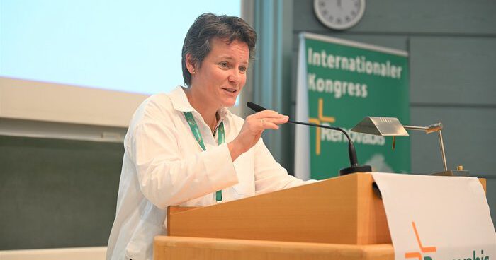 Prof. Csiszar: Kluft zwischen Kirche in West- und… | PRO ORIENTE